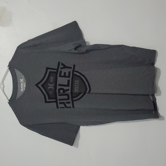 Hurley | Shirts | Size Xl Mens Hurley Black And Grey Short Sleeve Shirt | Poshmark